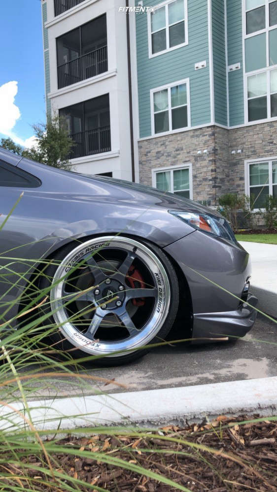 2014 Honda Civic Si with 18x9.5 Cosmis Racing XT-006R and Lionhart ...