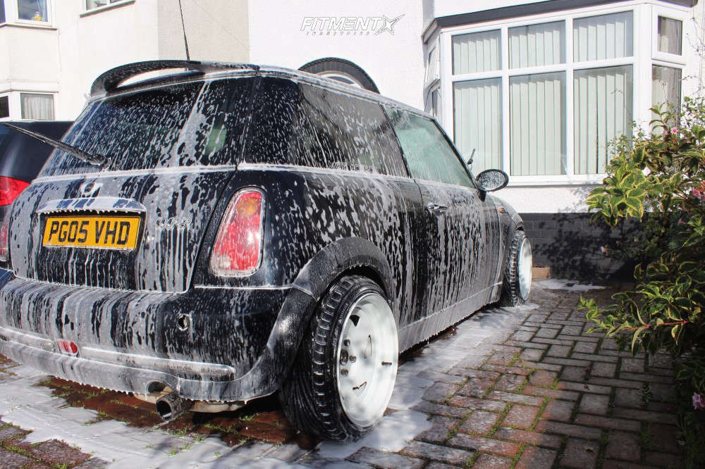 2005 Mini Cooper Base with 16x8 Extreme Offset BDE and Toyo Tires ...