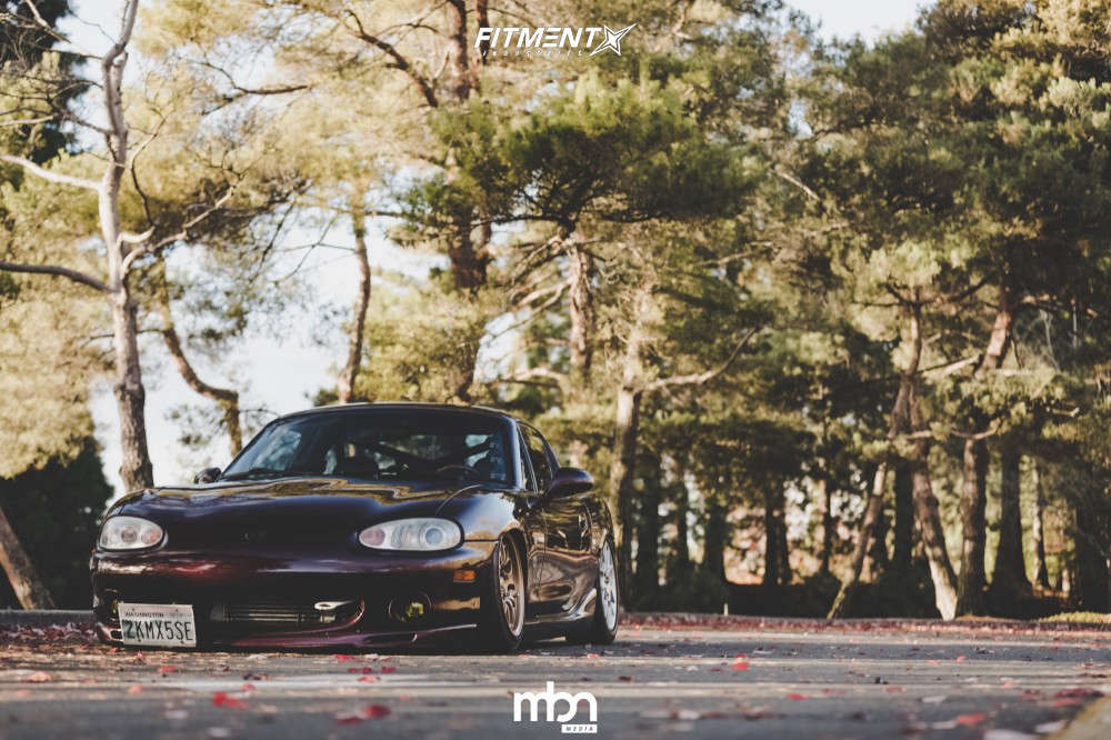 2000 Mazda MX-5 Miata Base with 15x8 949 Racing 6UL and Toyo Tires ...