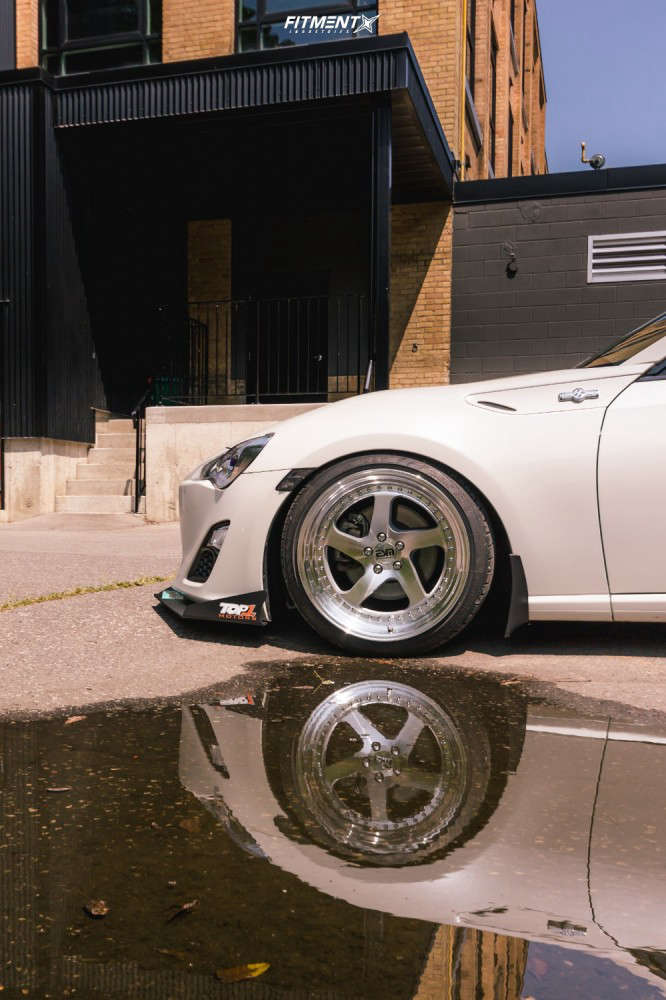 2015 Scion FR-S Base with 18x9.5 ESM 011 and Nankang 215x40 on ...