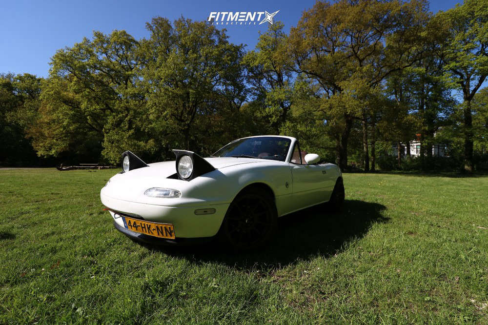 1991 Mazda MX-5 Miata Base with 16x8.25 Japan Racing Jr11 and Nankang ...