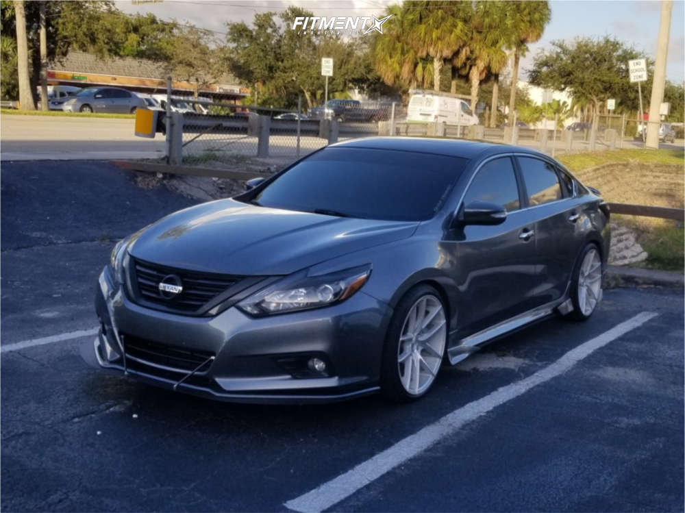 2016 Nissan Altima SL with 20x10 Niche Targa and Landsail 275x30 on ...