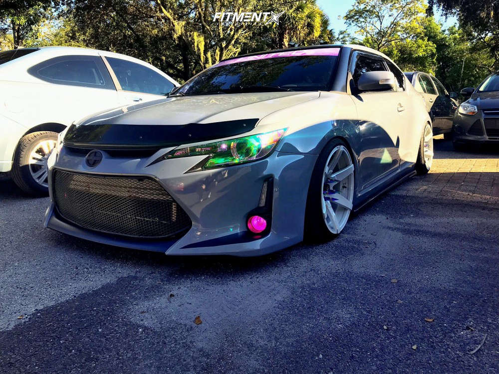 Cosmis Racing S1 18x10.5 5 White | S1-18105-5-5X114.3-W | Fitment ...