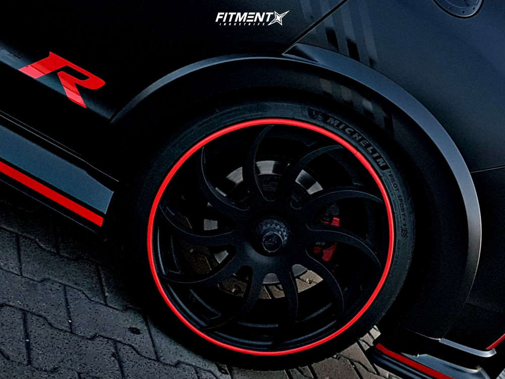 2015 Honda Civic SE with 19x8.5 BC Forged HB-Z10 and Michelin 235x35 on Lowering Springs ...