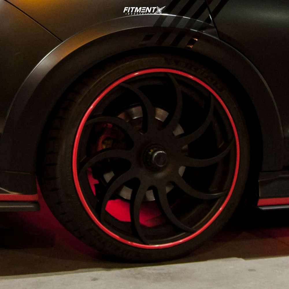 2015 Honda Civic SE with 19x8.5 BC Forged HB-Z10 and Michelin 235x35 on Lowering Springs ...