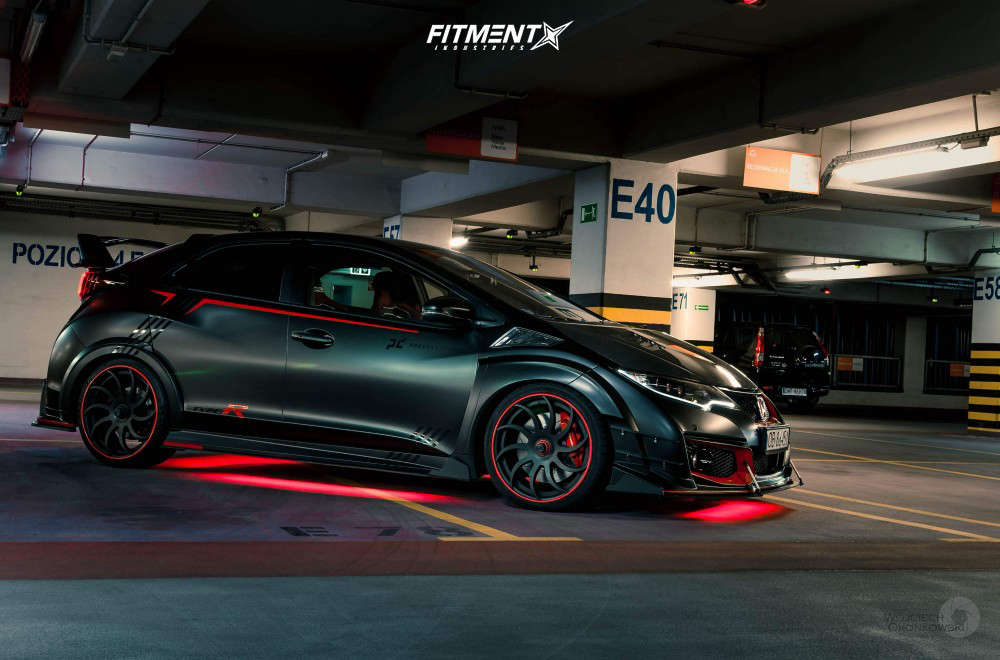 2015 Honda Civic SE with 19x8.5 BC Forged HB-Z10 and Michelin 235x35 on Lowering Springs ...