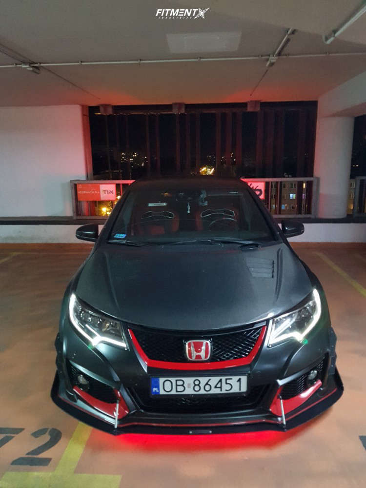 2015 Honda Civic SE with 19x8.5 BC Forged HB-Z10 and Michelin 235x35 on Lowering Springs ...