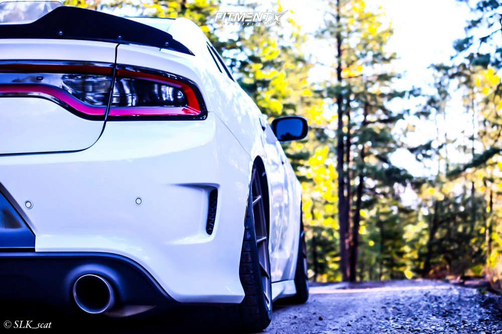 2017 Dodge Charger R/T Scat Pack with 20x10 Stance Sf-07 and Cooper ...