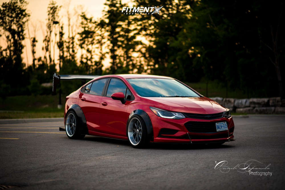 Vision Torque 18x8.5 32 Gray | 143-8865GMML32 | Fitment Industries