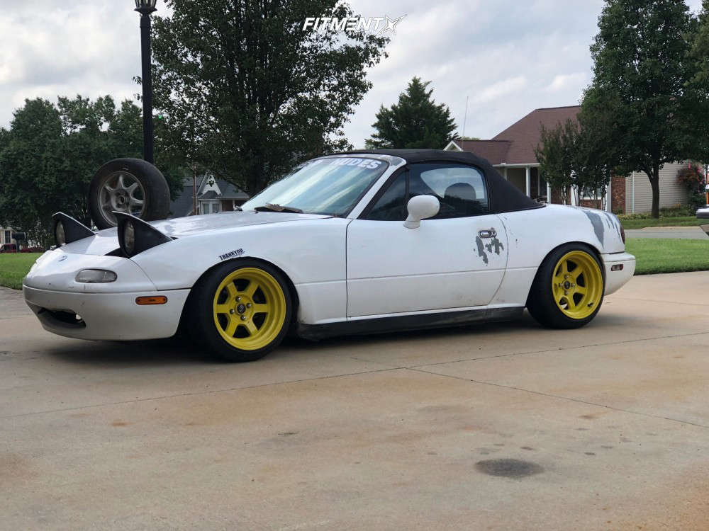 1993 Mazda MX-5 Miata Base with 15x9 Rota Grid V and Toyo Tires 195x25 ...