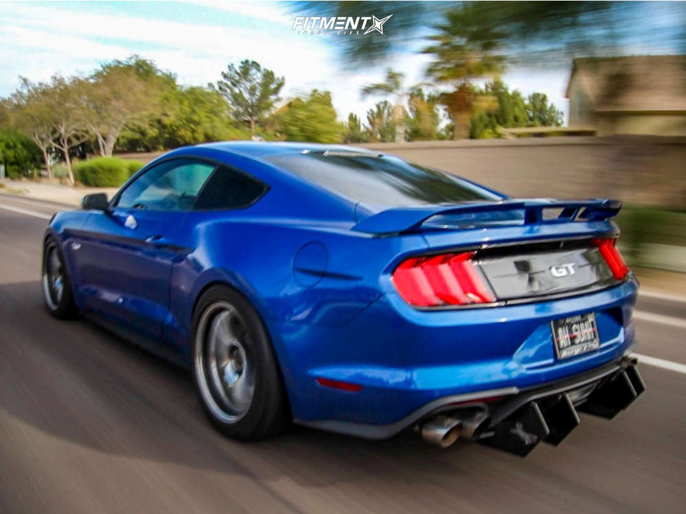 2018 Ford Mustang GT Premium with 19x9.5 Aodhan DS02 and Michelin ...