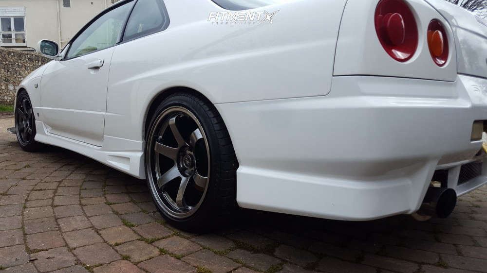 1998 Nissan Skyline R34 Base with 18x9.5 Rota Grid and Pirelli 245x35 ...