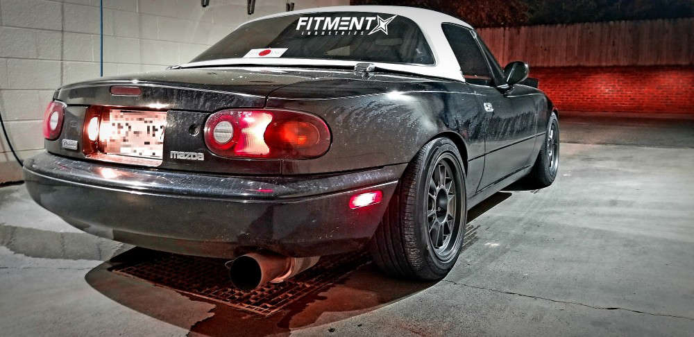 1995 Mazda MX-5 Miata Base with 15x8.5 Konig Hypergram and Hankook ...