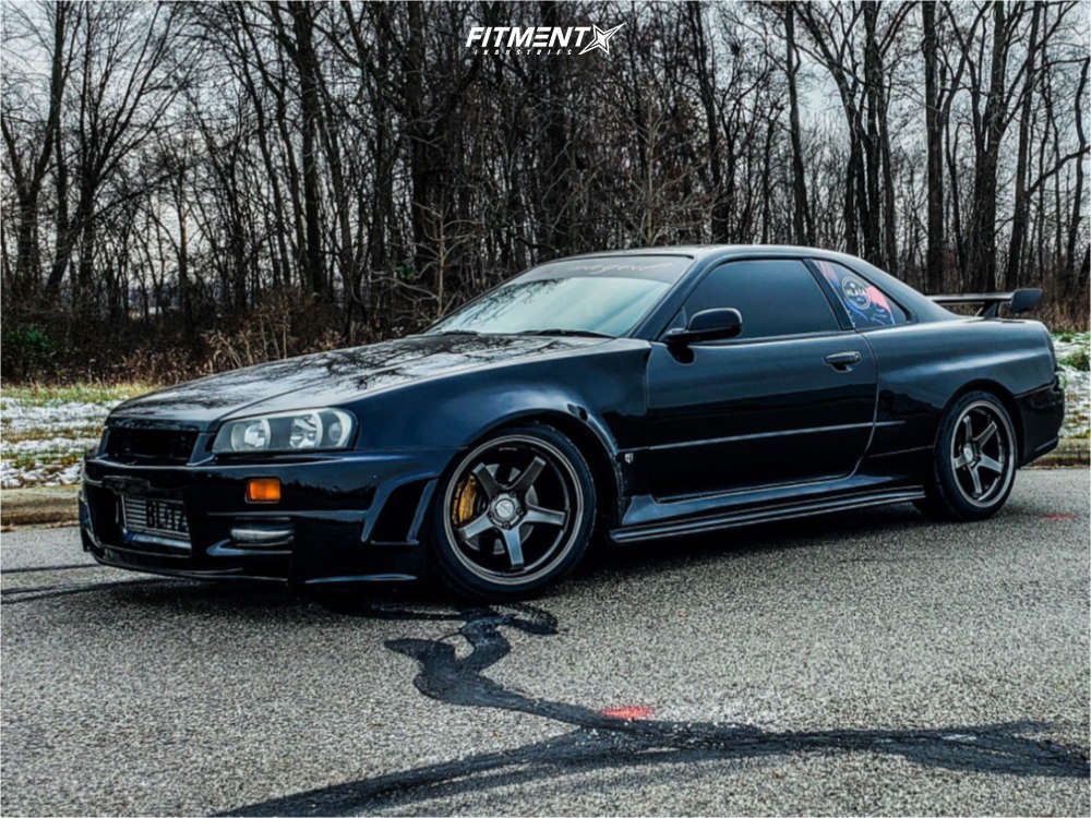 1999 Nissan Skyline R34 Base with 18x10.5 Varrstoen Es9 and Hankook ...