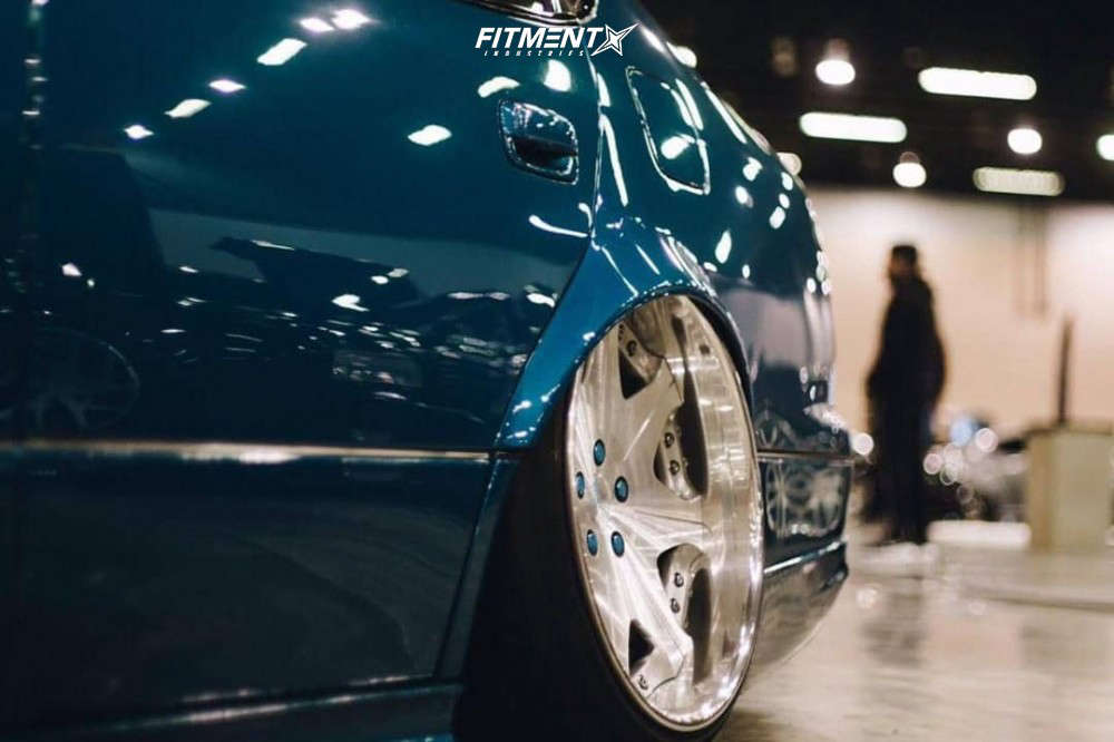 2001 Lexus GS430 Base with 19x11 Leon Hardiritt Waffe and Achilles ...