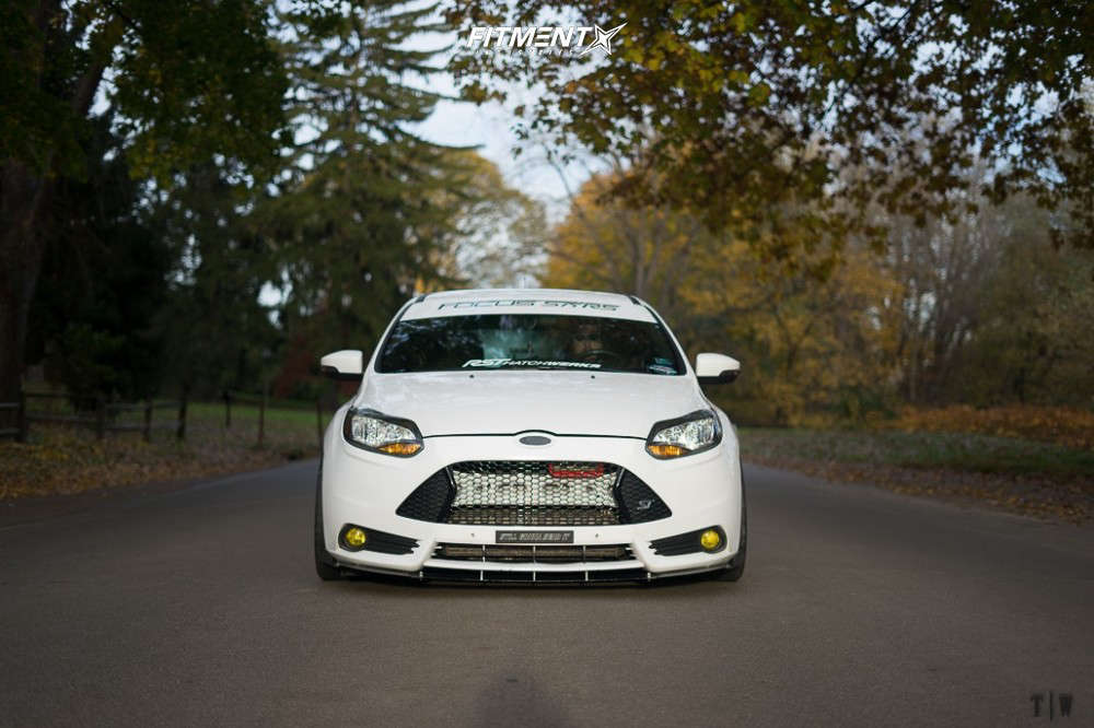 2013 Ford ST Base with 18x9 MST Mt01 and Achilles 235x35 on Coilovers ...