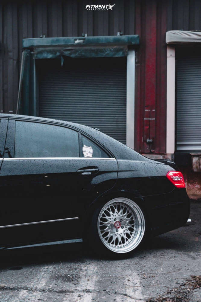 2011 Mercedes-Benz E350 Base with 19x9.5 VIP Modular Vx110 and ...