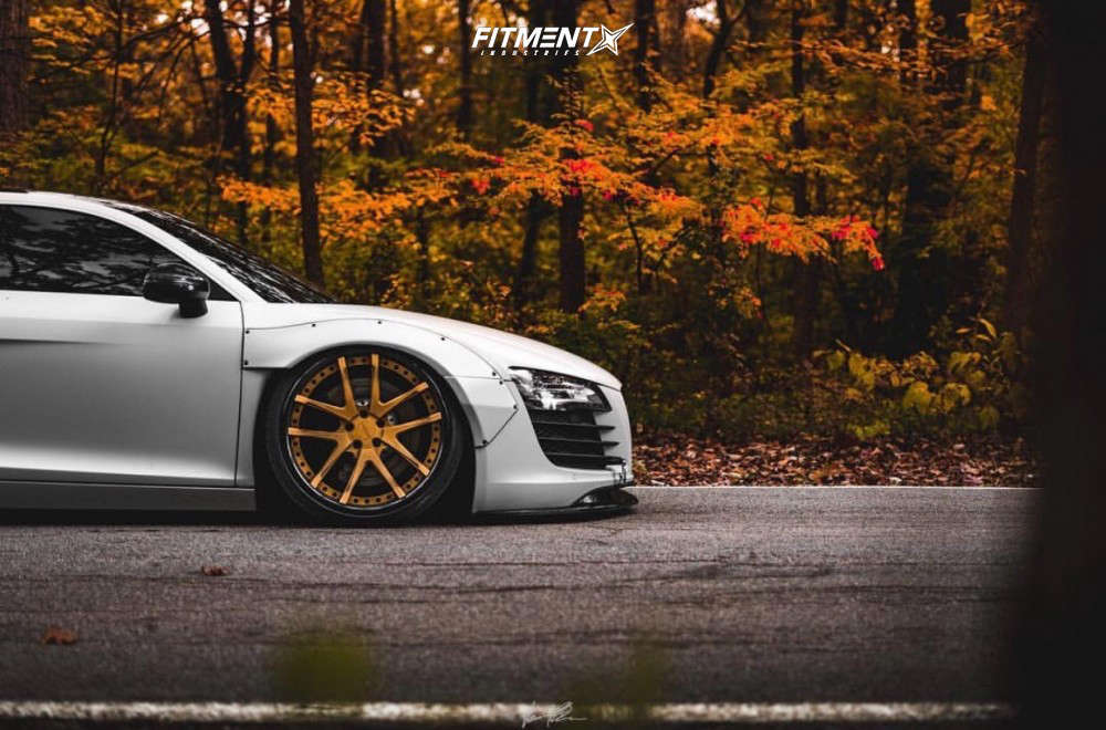 2008 Audi R8 Base with 20x9 Rotiform Sna and Toyo Tires 245x30 on Air ...