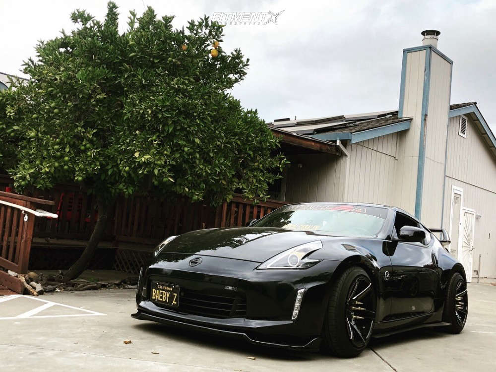 2017 Nissan 370Z Base with 18x10.5 Cosmis Racing S1 and Yokohama 245x45 ...