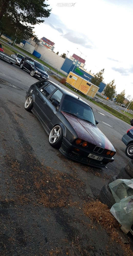 1989 BMW 325i Base with 17x9 Ronal Style 18 and Antares 205x40 on ...