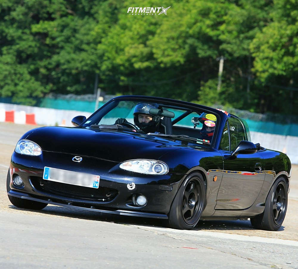 2003 Mazda MX-5 Miata Base with 15x8 Rota Slipstreams and Yokohama ...