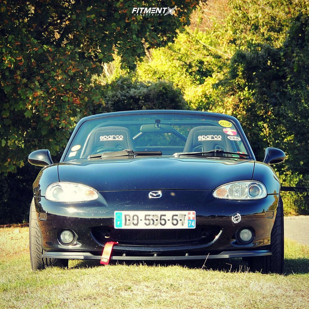 2003 Mazda MX-5 Miata Base with 15x8 Rota Slipstreams and Yokohama ...