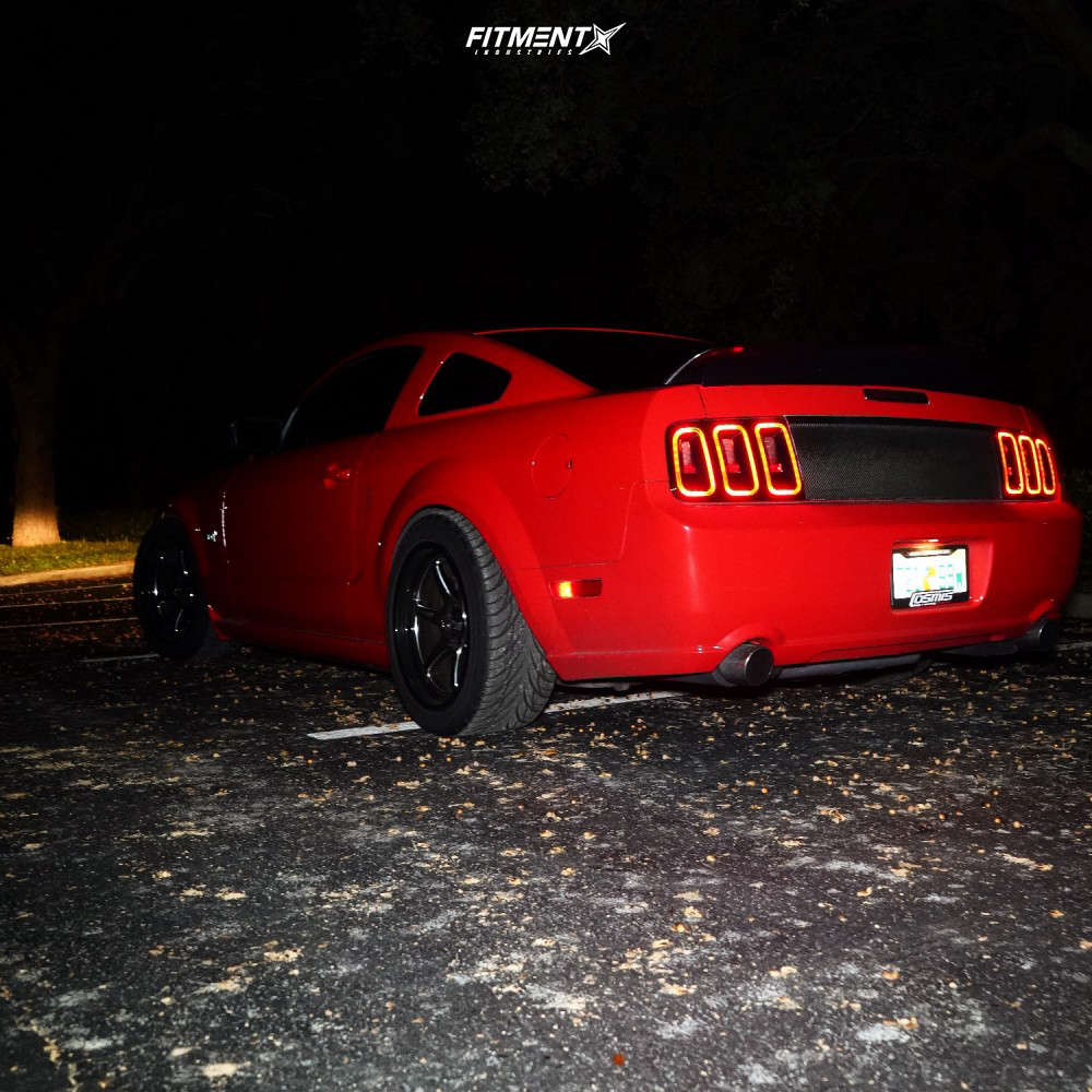 2006 Ford Mustang GT with 18x9.5 Cosmis Racing XT-006R and Federal ...