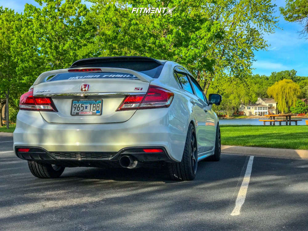 2015 Honda Civic Si with 17x9 Advan Rg-d and Yokohama 235x40 on ...