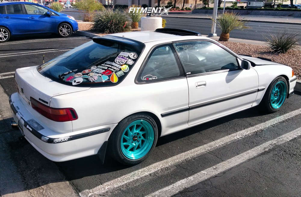 1992 Acura Integra LS with 15x8 F1R F07 and Federal 205x50 on Lowering ...