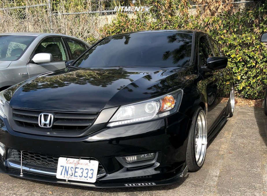 2015 Honda Accord Sport with 18x9.5 ESR Sr01 and Accelera 215x35 on ...