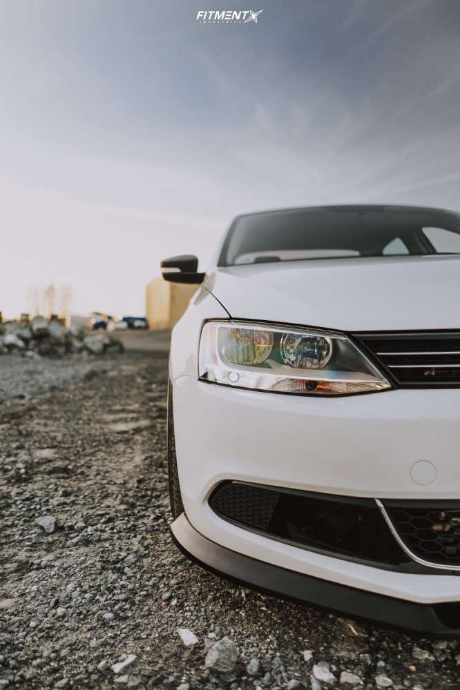 2013 Volkswagen Jetta TDI Premium with 18x8.5 MRR Vp7 and Toyo Tires ...