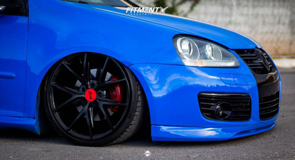 2007 Volkswagen GTI Base with 18x8 Niche Misano and Wanli 215x35 on Air ...