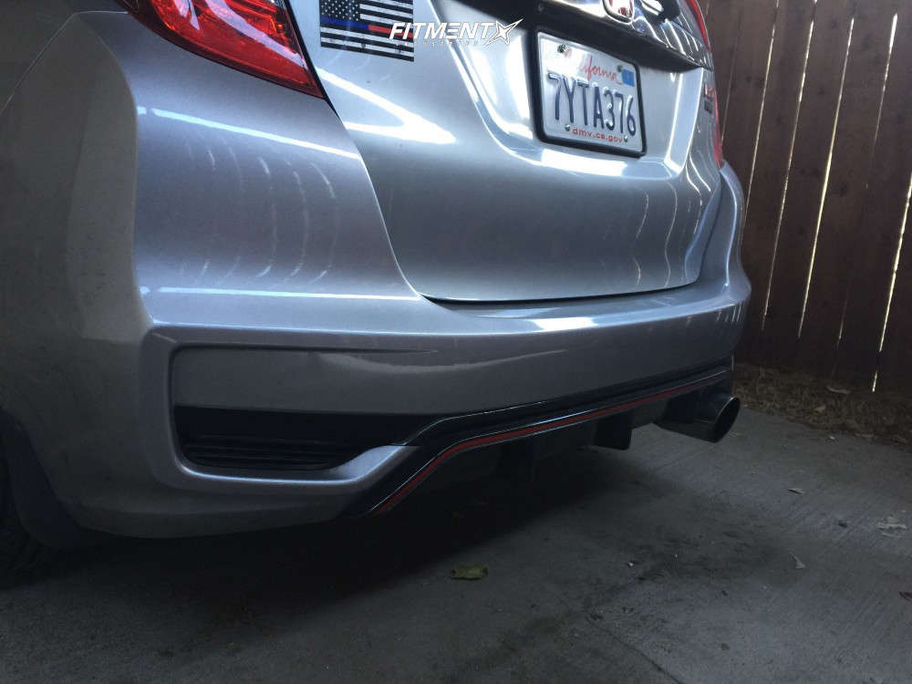 2017 Honda Fit EX with 17x7 Racing Hart Type C and Hankook 205x45 on ...