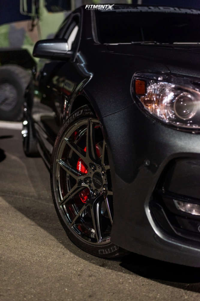 2017 Chevrolet SS Base with 20x9 Ace Wheels AFF02 and Michelin 255x35 ...