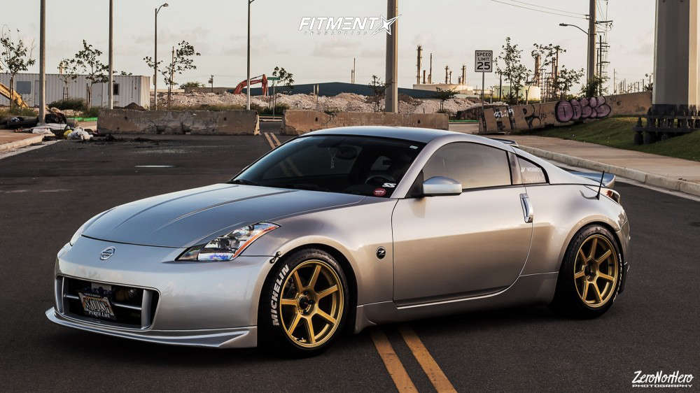 2003 Nissan 350Z Touring with 18x9.5 Konig Ultraform and Michelin ...