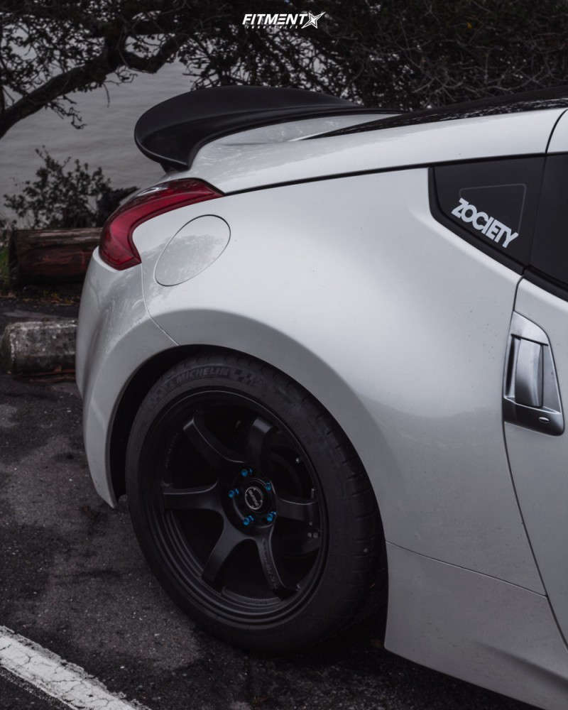 2016 Nissan 370Z Base with 18x9.5 Rays Engineering 57DR and Michelin ...