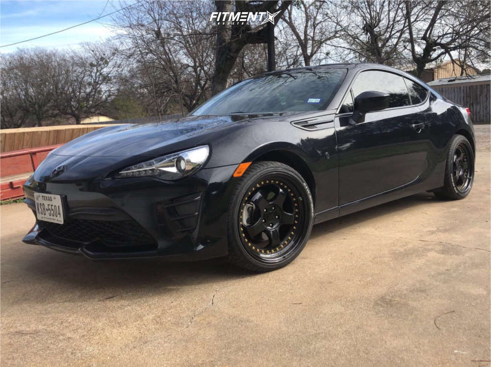 2017 Toyota 86 Base with 18x8.5 ESR Sr06 and Achilles 225x35 on Stock ...