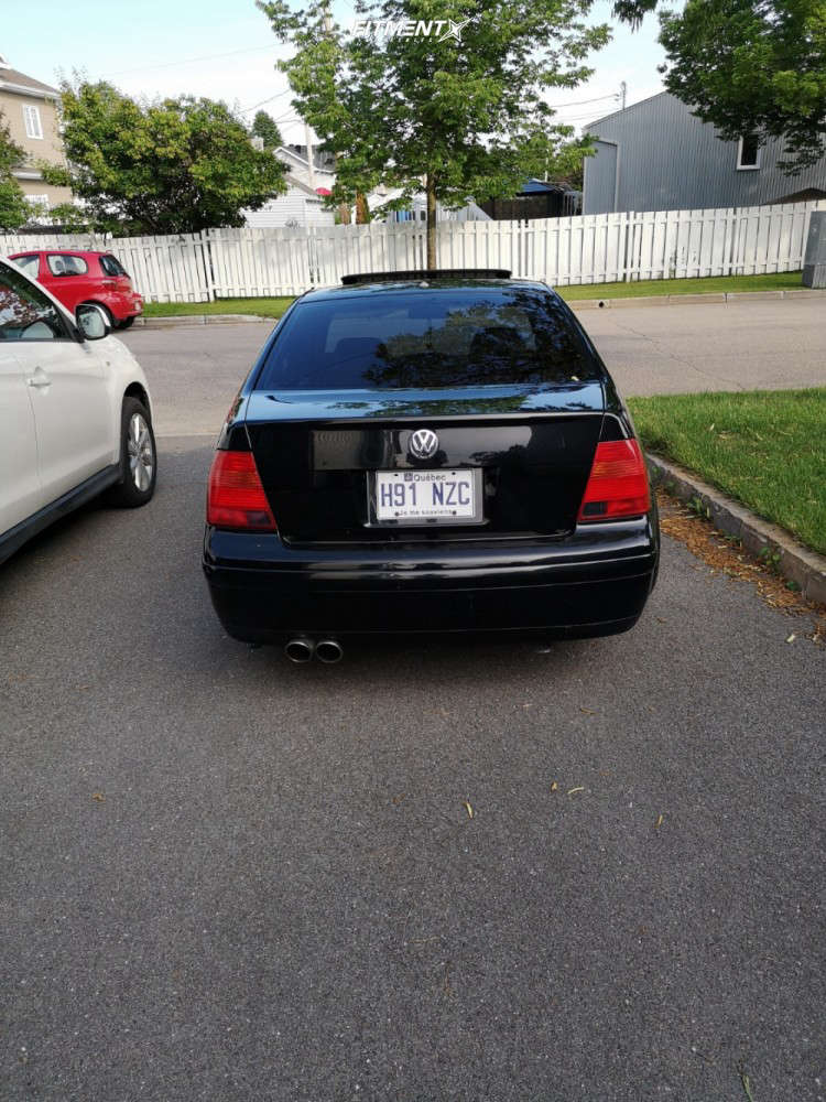 2003 Volkswagen Jetta GLS with 18x9.5 Aodhan Ah04 and Michelin 205x35 ...