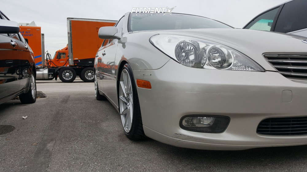 2004 Lexus ES330 Base with 18x8.5 F1R F29 and Federal 215x40 on ...