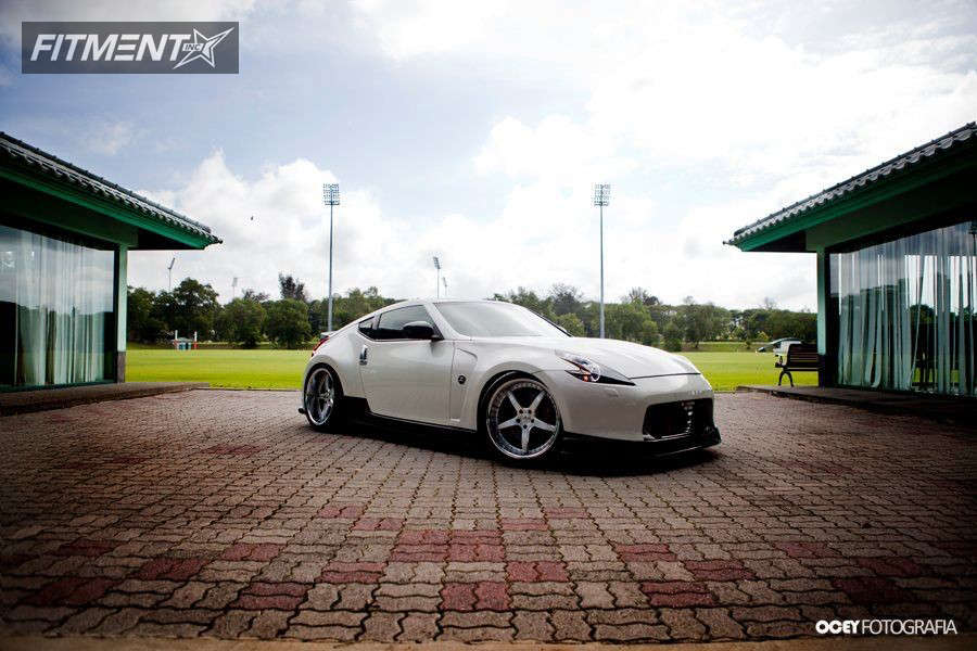 2009 Nissan 370Z 2dr Coupe (3.7L 6cyl 7A) with 20x9 K3 Projekt Projekt ...
