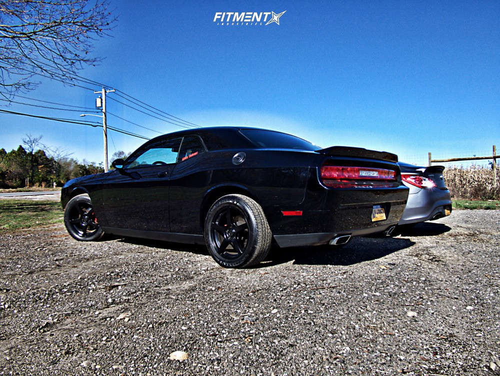 2014 Dodge Challenger SXT with 18x8 Voxx Mga and Firestone 235x55 on ...