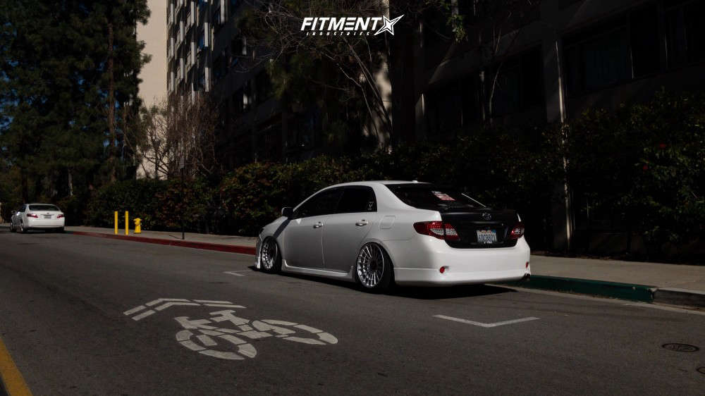 2009 Toyota Corolla S with 18x9.5 Rotiform Las-r and Federal 215x40 on ...