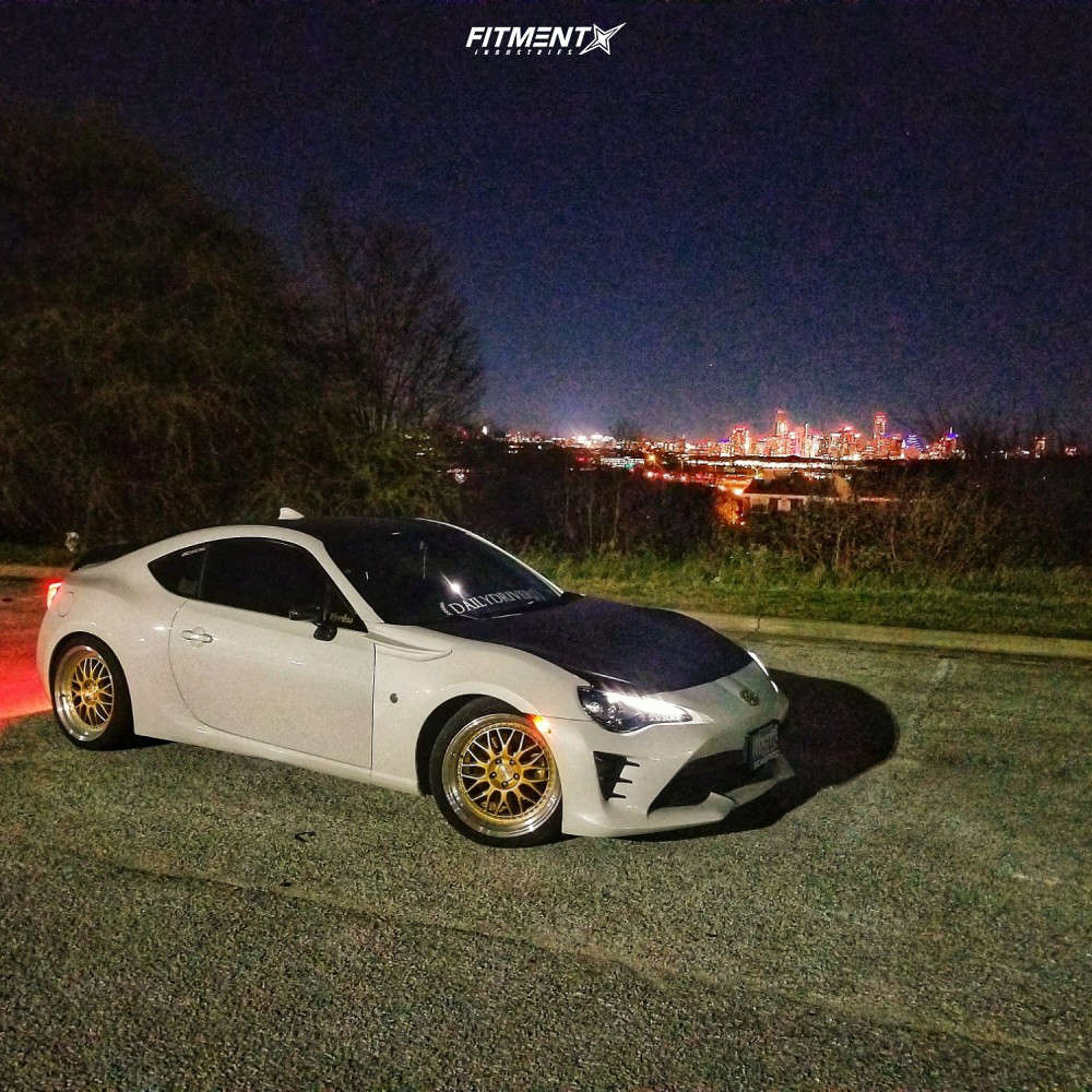 2017 Toyota 86 Base with 18x9 ESR Sr01 and Toyo Tires 245x40 on ...