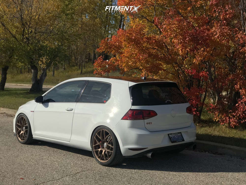 2015 Volkswagen GTI SE with 19x8.5 VMR V710 and Continental 255x35 on ...