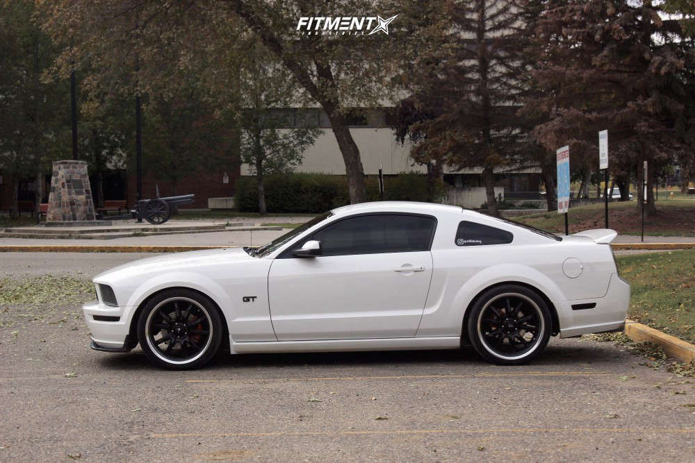 2005 Ford Mustang GT with 20x8.5 Ridler Style 650 and Falken 255x35 on ...