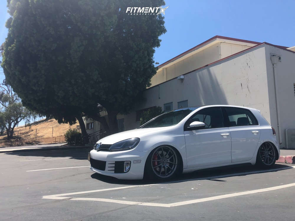 2013 Volkswagen GTI Base with 18x8 OZ Racing Leggera Hlt and Michelin ...