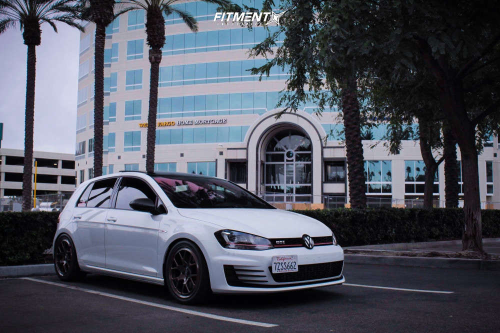 2015 Volkswagen GTI SE with 18x8.5 Neuspeed Rse122 and Federal 235x40 ...