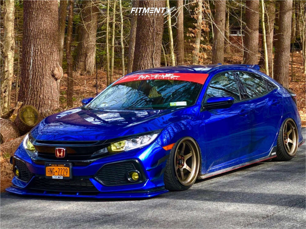 2017 Honda Civic Sport with 18x9.5 Cosmis Racing XT-006R and Federal ...