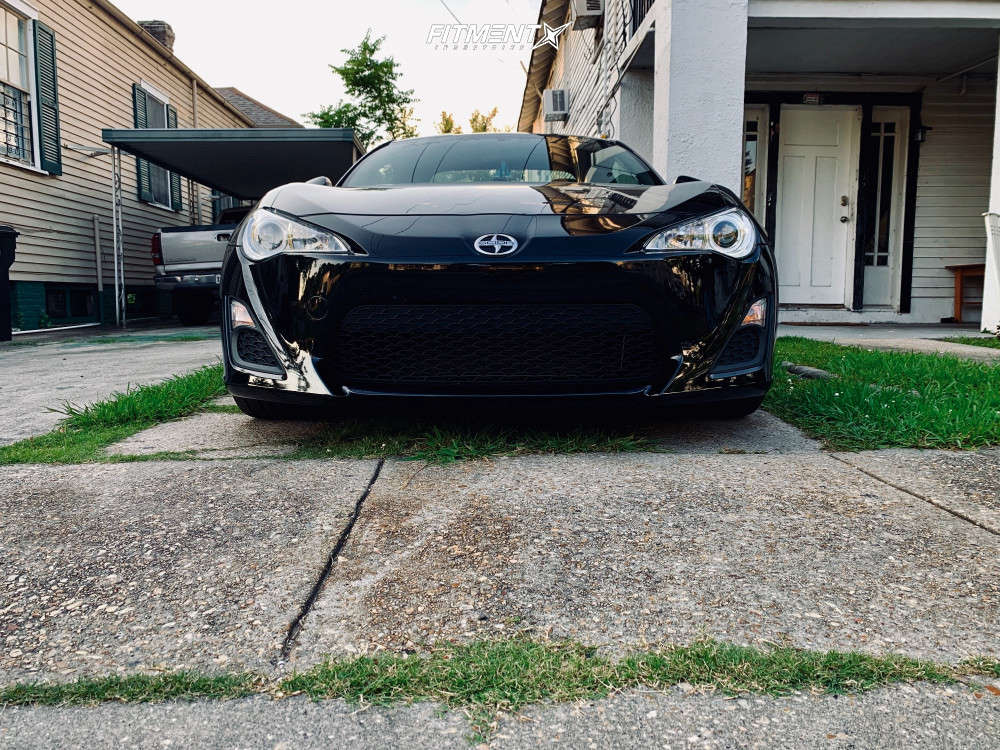 2016 Scion FR-S Base with 18x8.5 ESR SR01 and Hankook 235x40 on ...