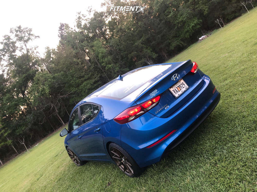 2017 Hyundai Elantra SE with 18x8.5 F1R F27 and Federal 225x40 on Stock ...